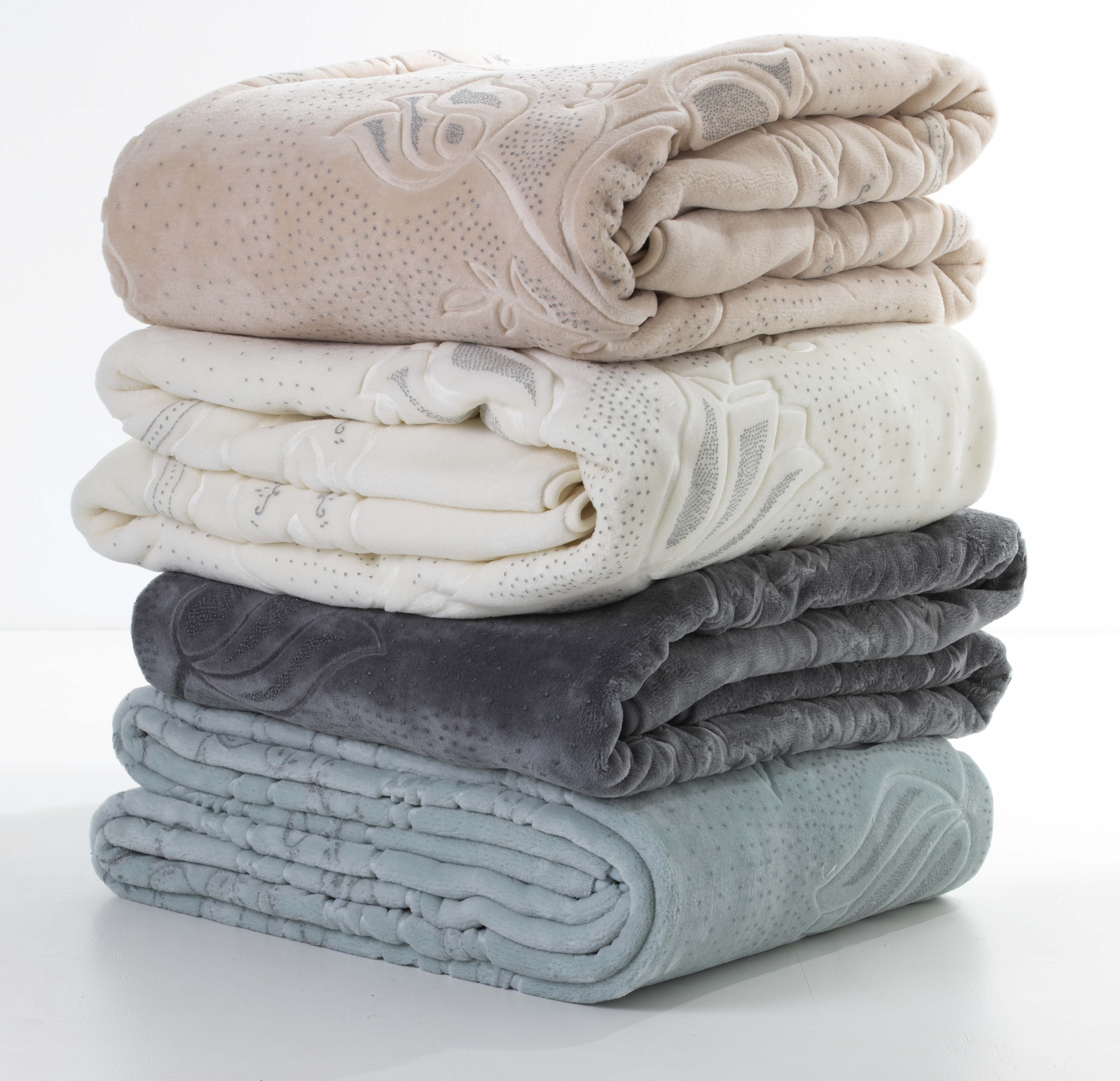 Luxurious Mink Blanket Collection – Soft & Warm Throws – Blankets 4 Africa